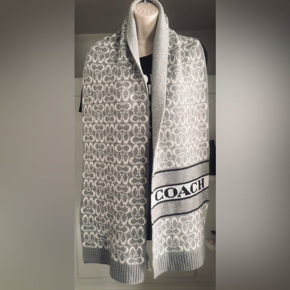 Coach | Other | Coach Signature Unisex Gray Black And White Wrap Body ...